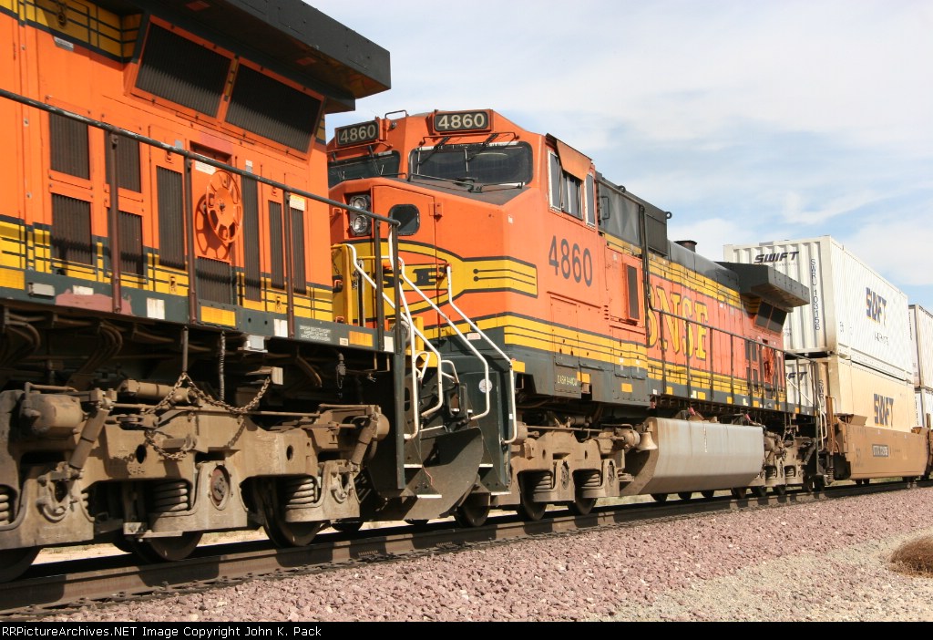 BNSF 4860